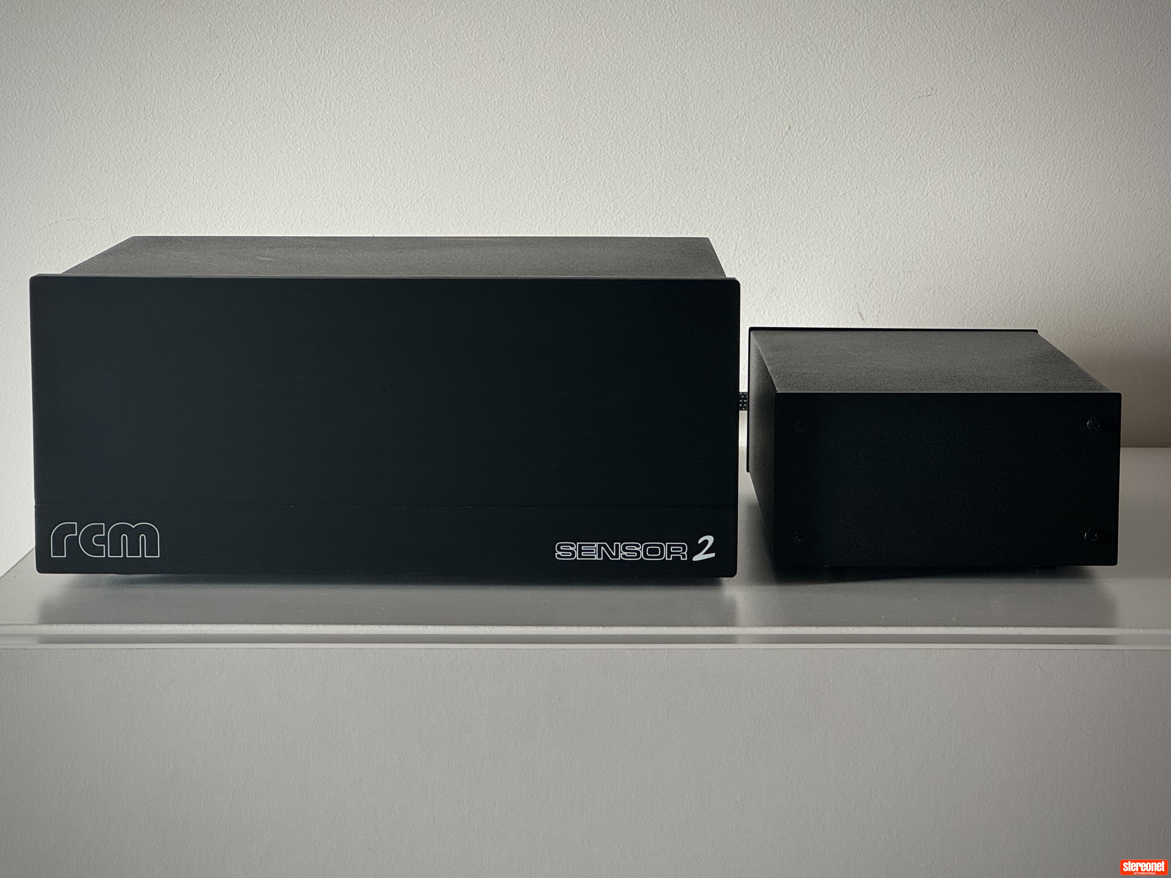 RCM Audio Sensor 2 Phono Preamplifier - Phono Amplifiers - StereoNET