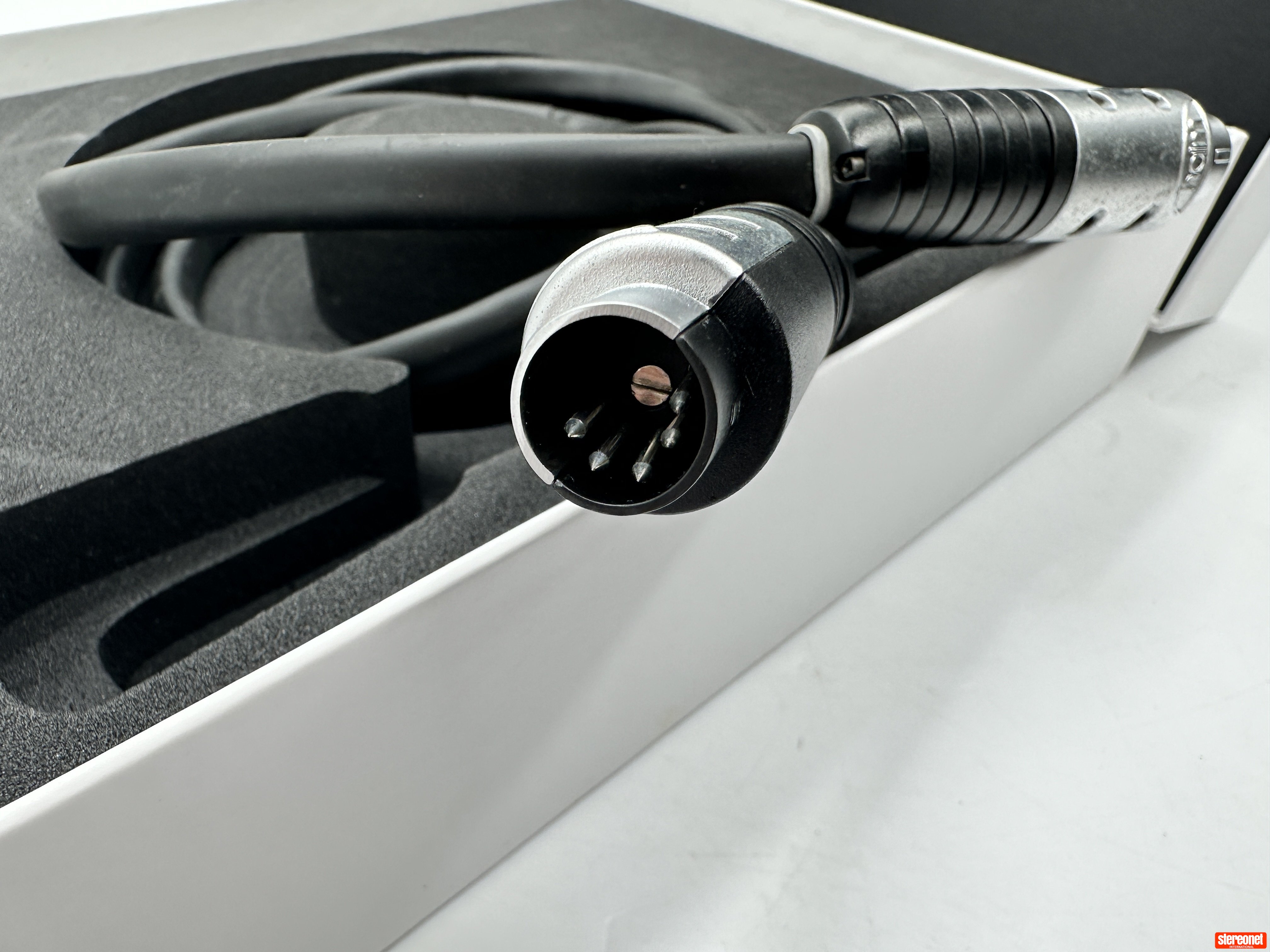 Naim Audio Hi-Line Cable DIN Interconnect Cables (XLR) - Interconnects ...