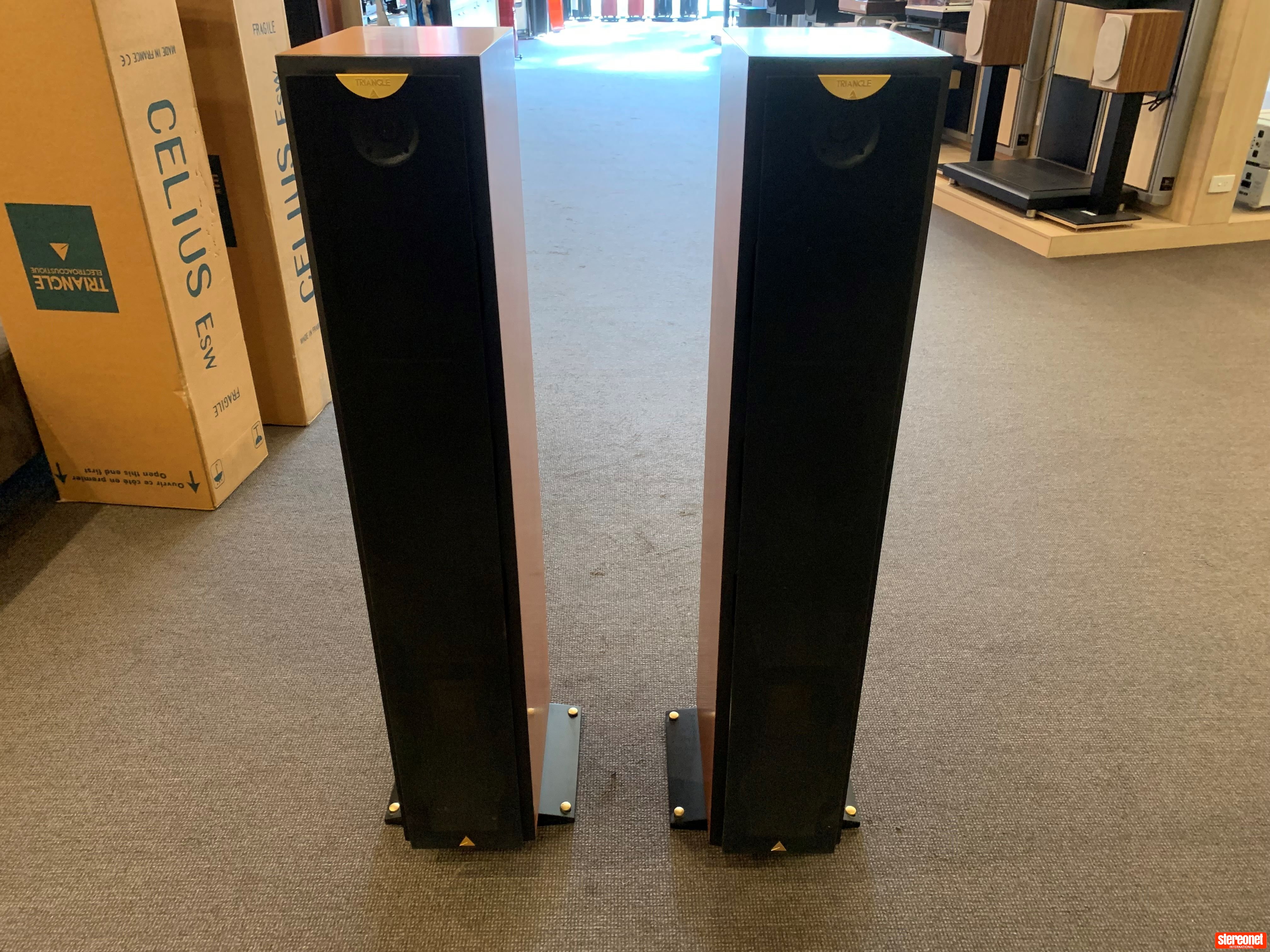 Triangle Electroacoustique Celius ESW Floorstanding Loudspeakers ...