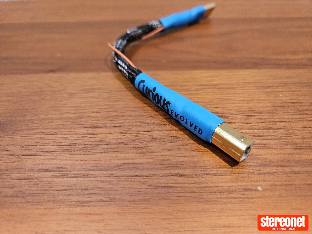 Curious USB Cable Evolved Regen Link USB Cable - Digital Cables - StereoNET