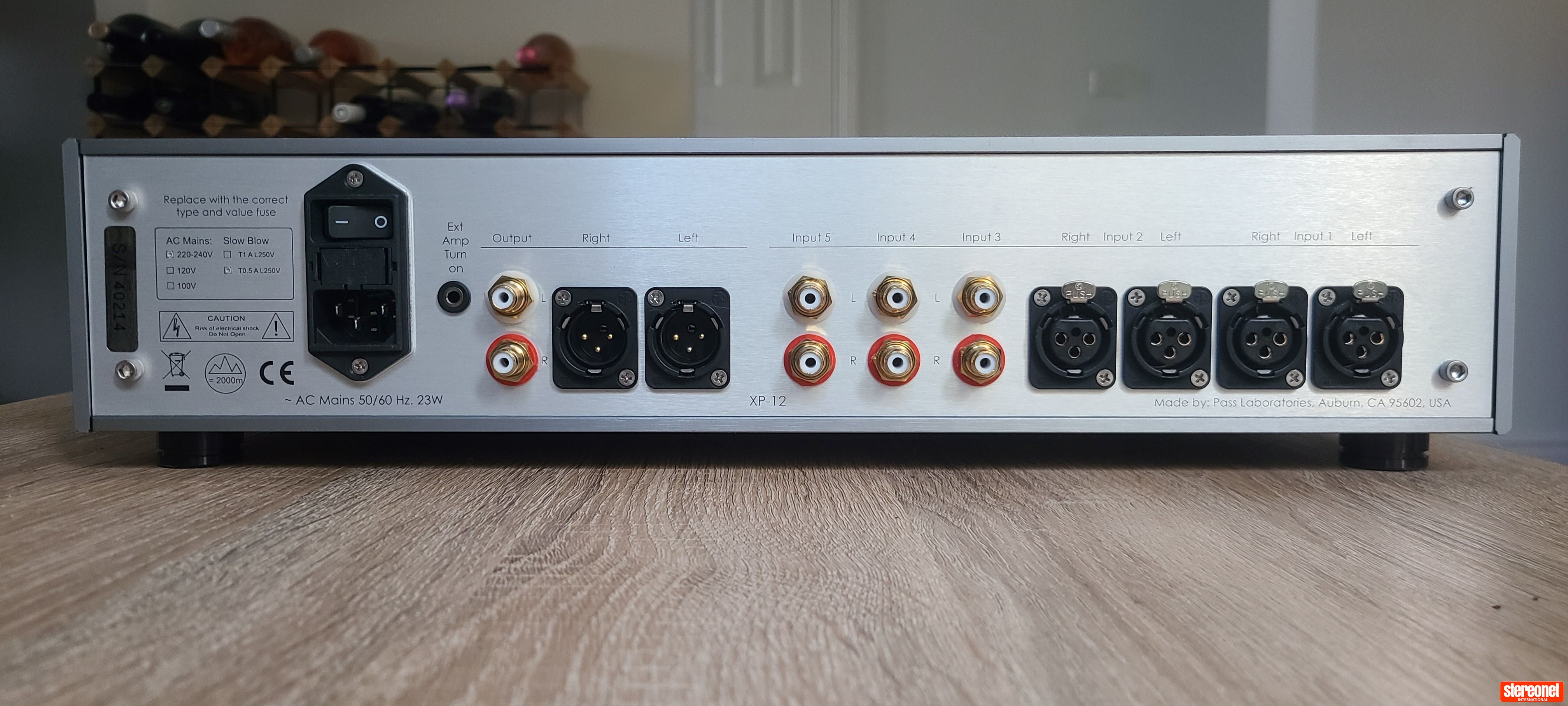 Pass Labs XP12 Pre Amplifier - Pre Amplifiers - StereoNET