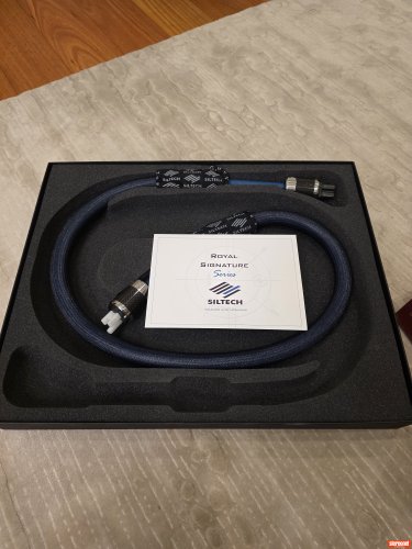 Siltech Cables Ruby Double Crown Power Cable - Power Cables - StereoNET