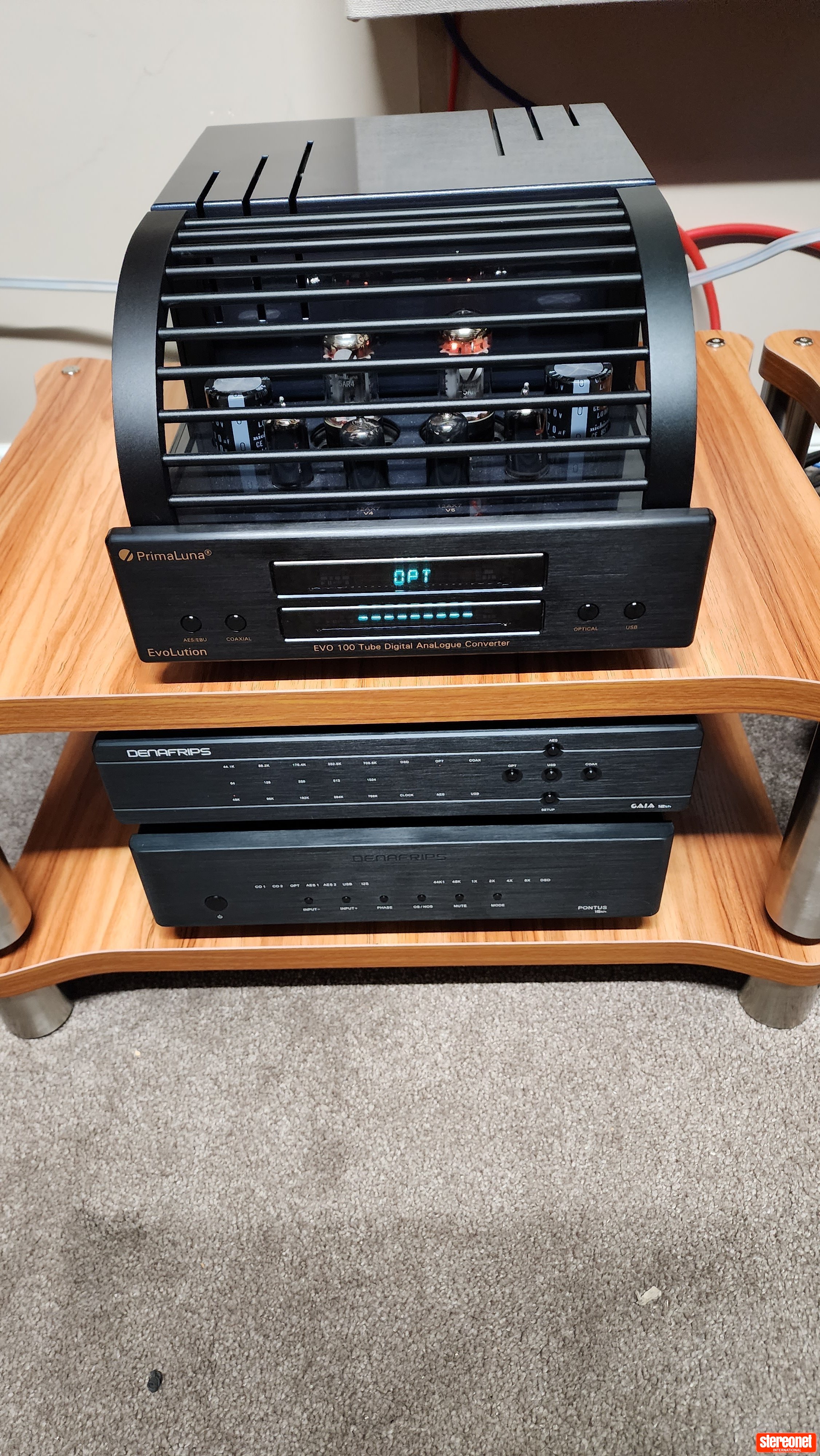 PrimaLuna DAC 100 Digital Analog Converter (DAC) - DACs and Streamers ...