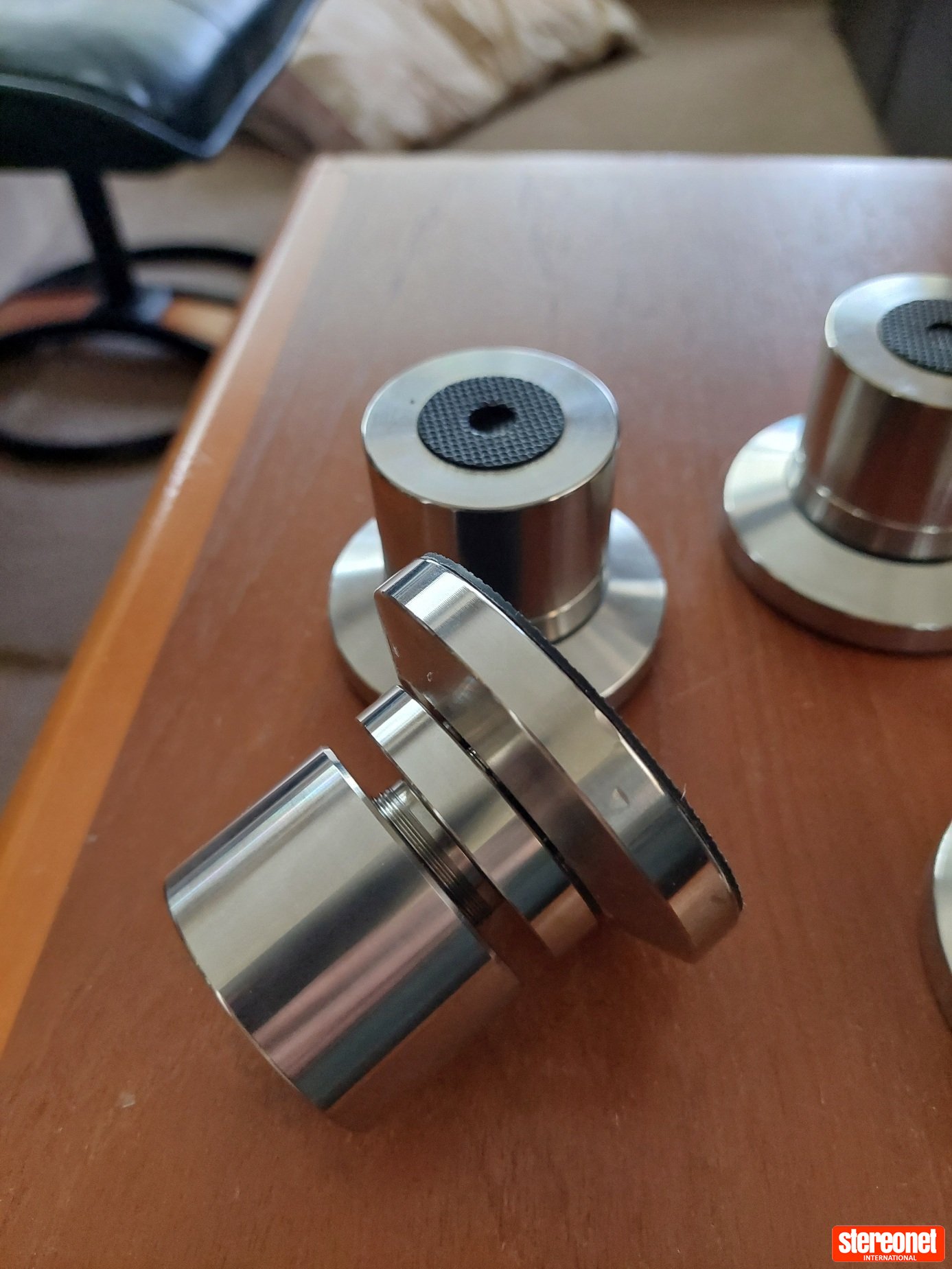 Generic Component Isolation Footers - Tweaks / Tuning - StereoNET