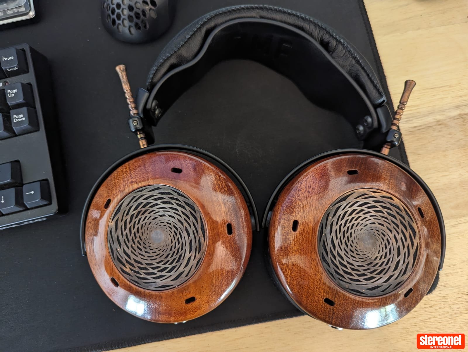 ZMF Headphones Verite Open + Viking Weave cable Headphones - Over/On ...