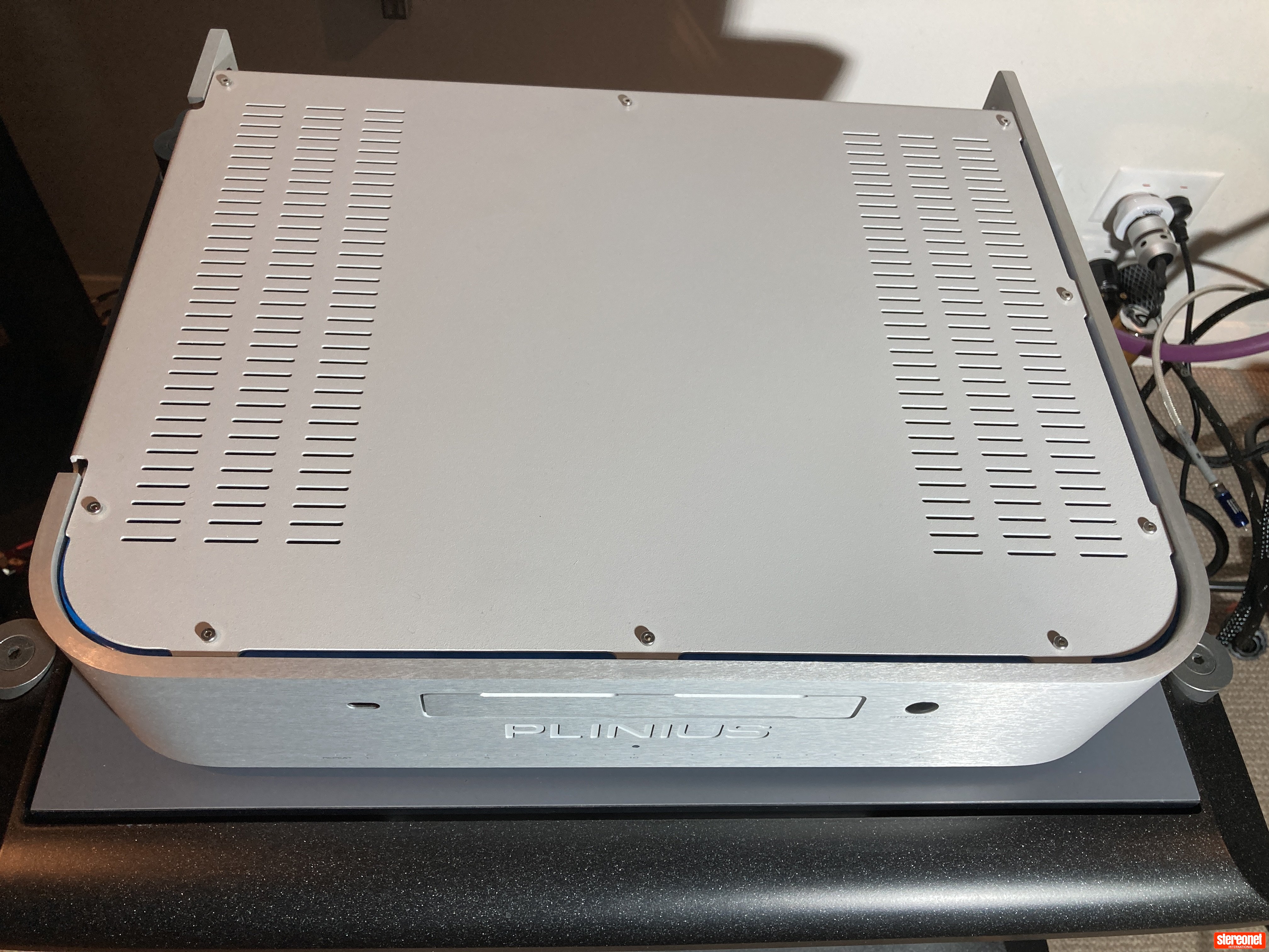 Plinius CD-101 CD Player - CD/SACD Players & Transport - StereoNET