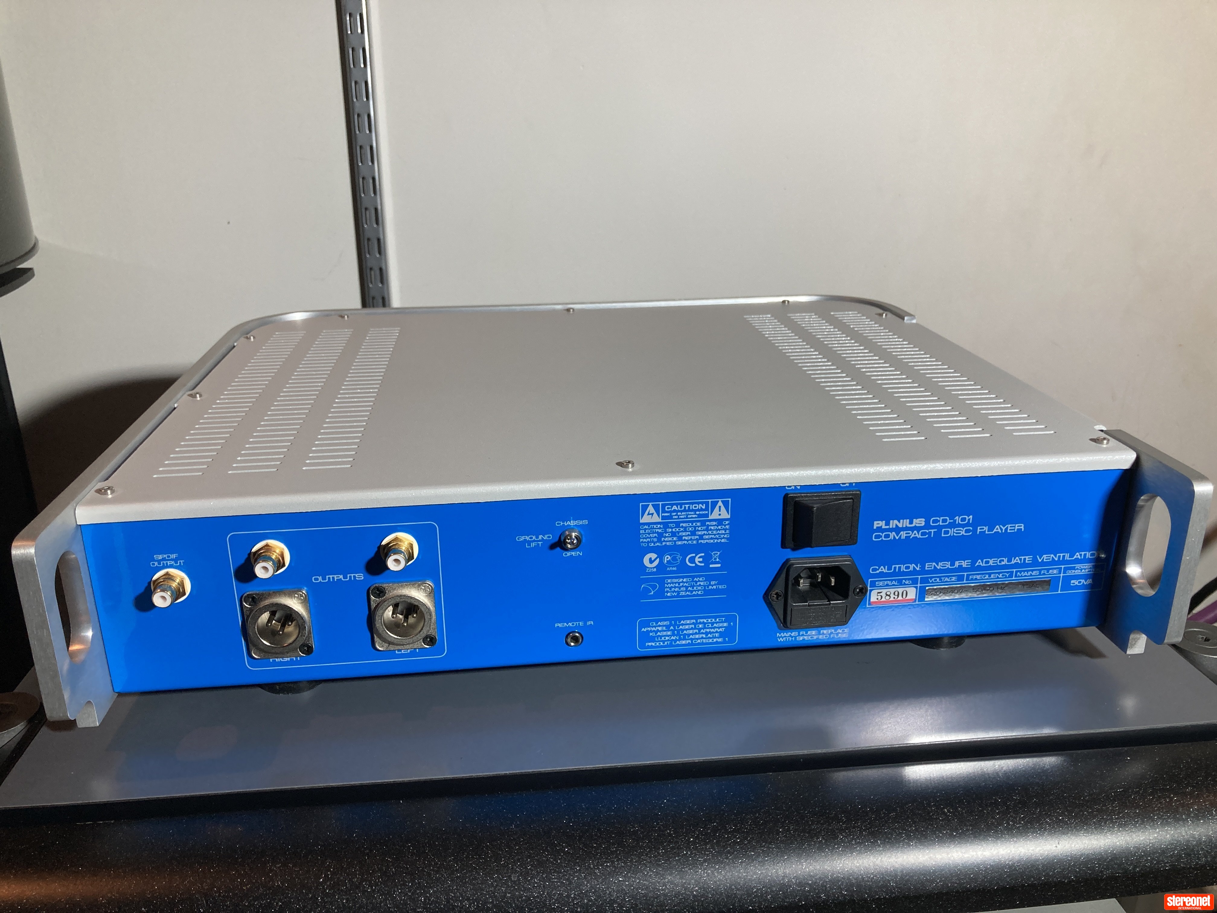 Plinius CD-101 CD Player - CD/SACD Players & Transport - StereoNET