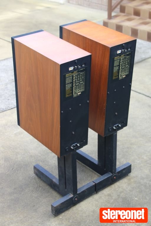 Meridian Audio M20 Standmount Loudspeakers - Floorstanders & Large ...
