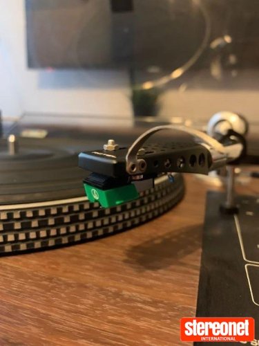 Rotel RP-1500 Turntable - Turntables & Record Players - StereoNET