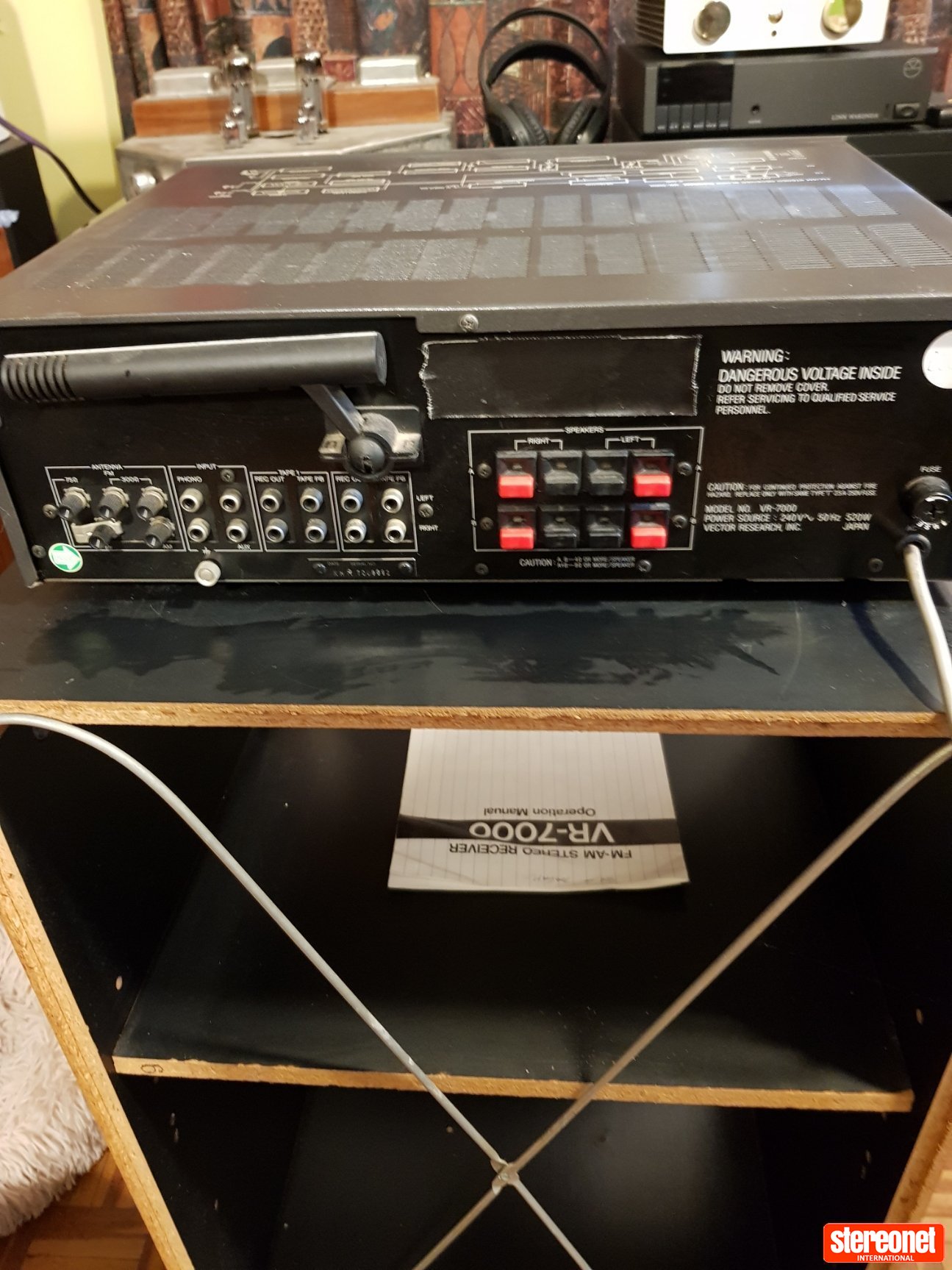 Crown VECTOR RESEARCH VR-7000 Integrated Amplifier (Solid State ...