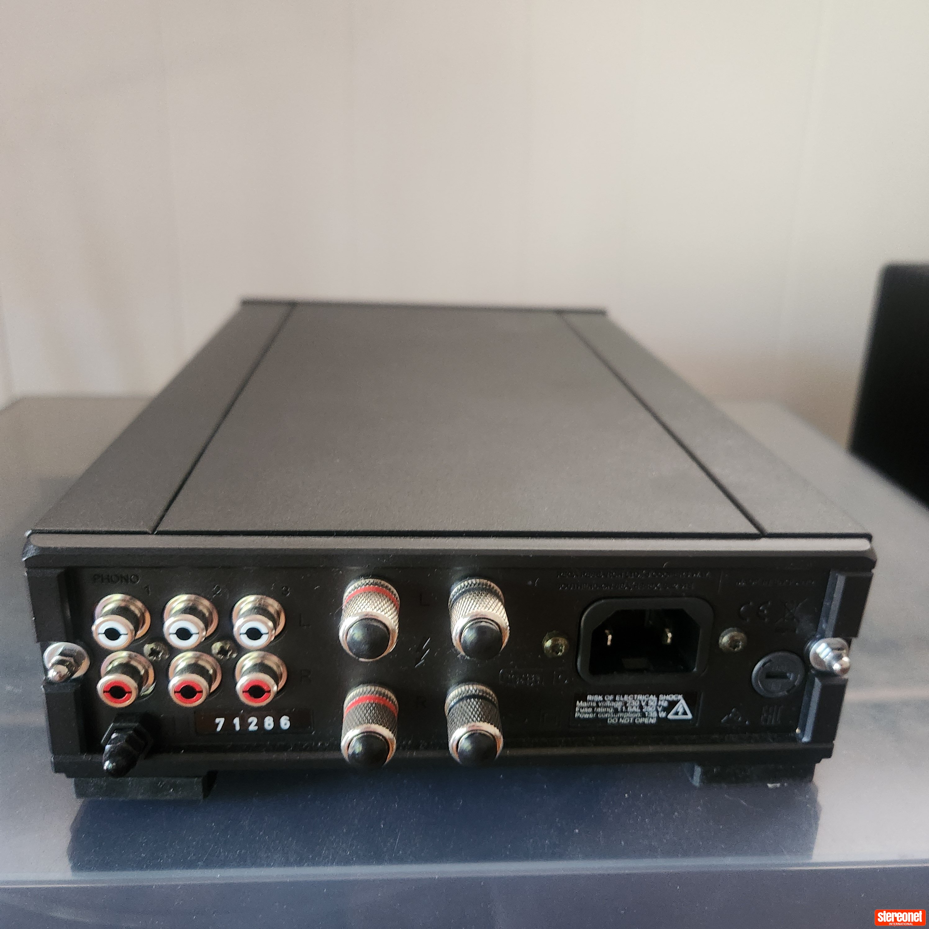 Rega IO Integrated Amplifier (Solid State) - Integrated Amplifiers ...