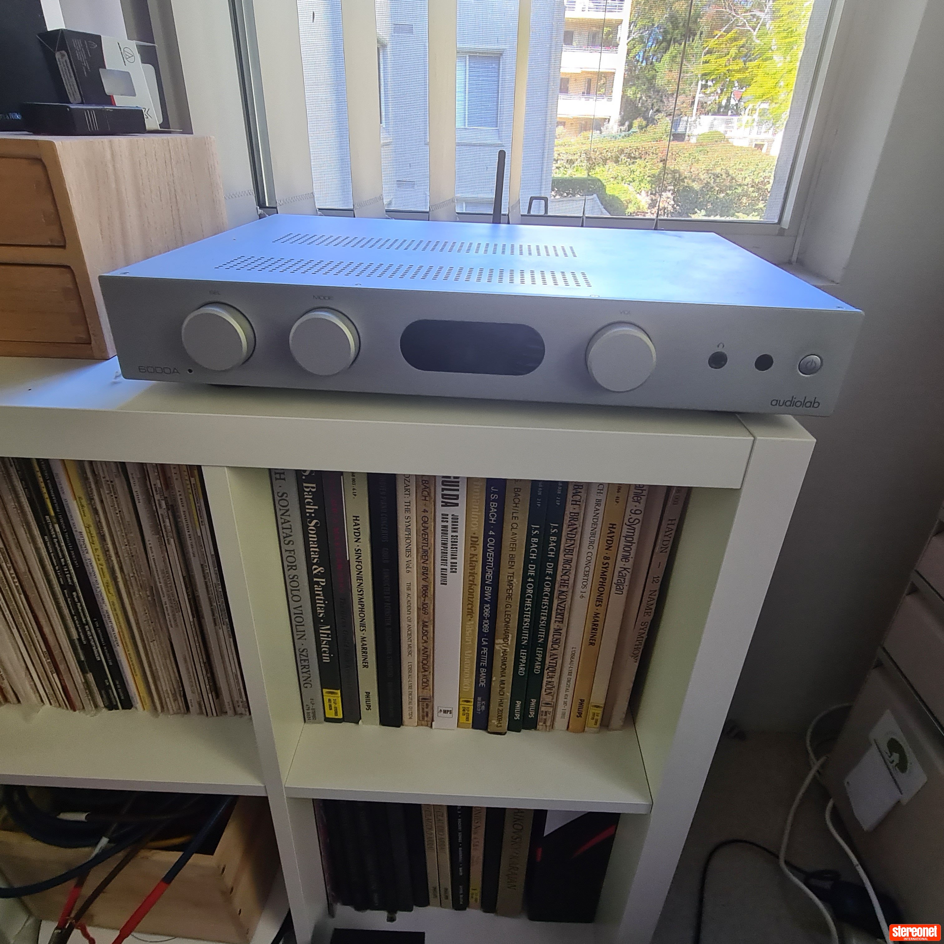 Audiolab 6000A Integrated Amplifier (Solid State) - Integrated ...