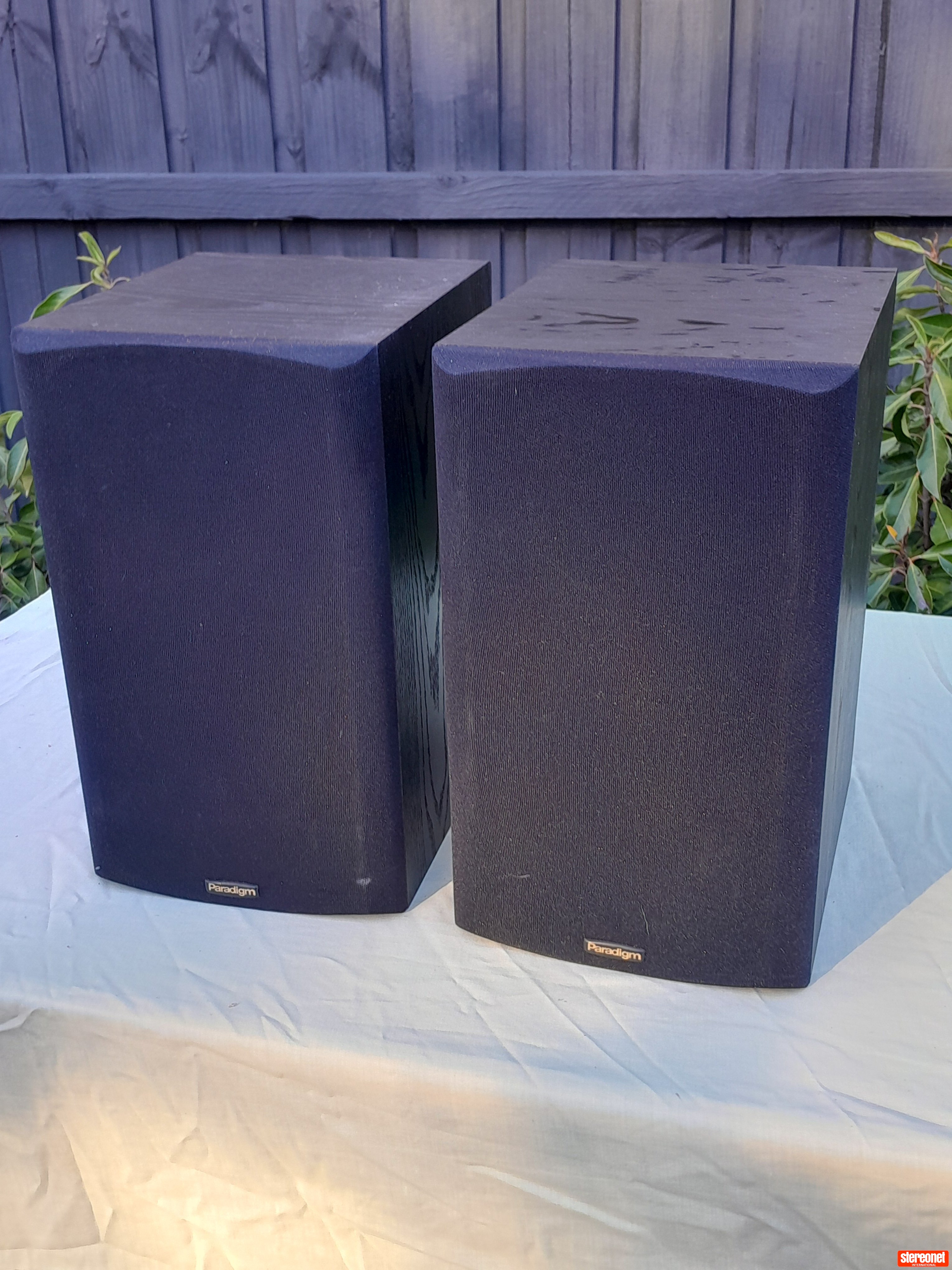 Paradigm Titan V3 Bookshelf Loudspeakers - Bookshelf & Small Monitors ...