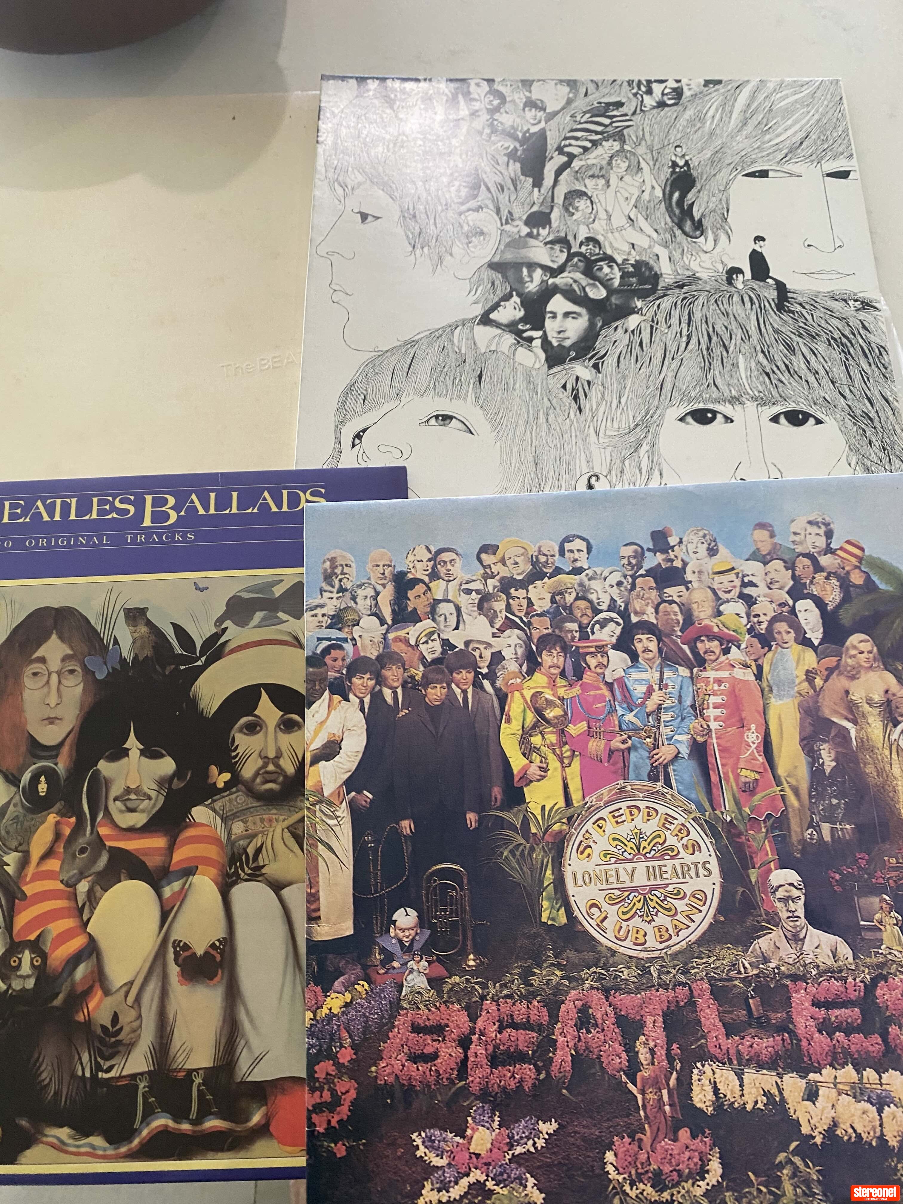 Beatles Collection Vinyl Record (LP Box Set) - Vinyl Records - StereoNET