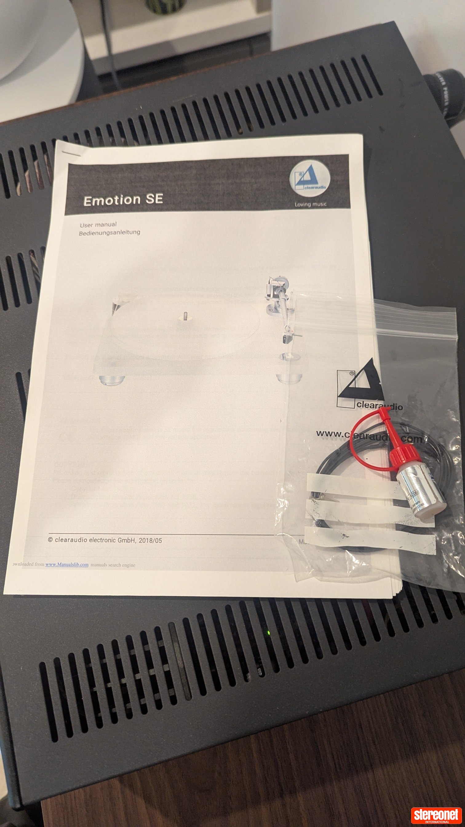 Clearaudio Emotion SE Turntable and Tonearm Package - Turntables ...