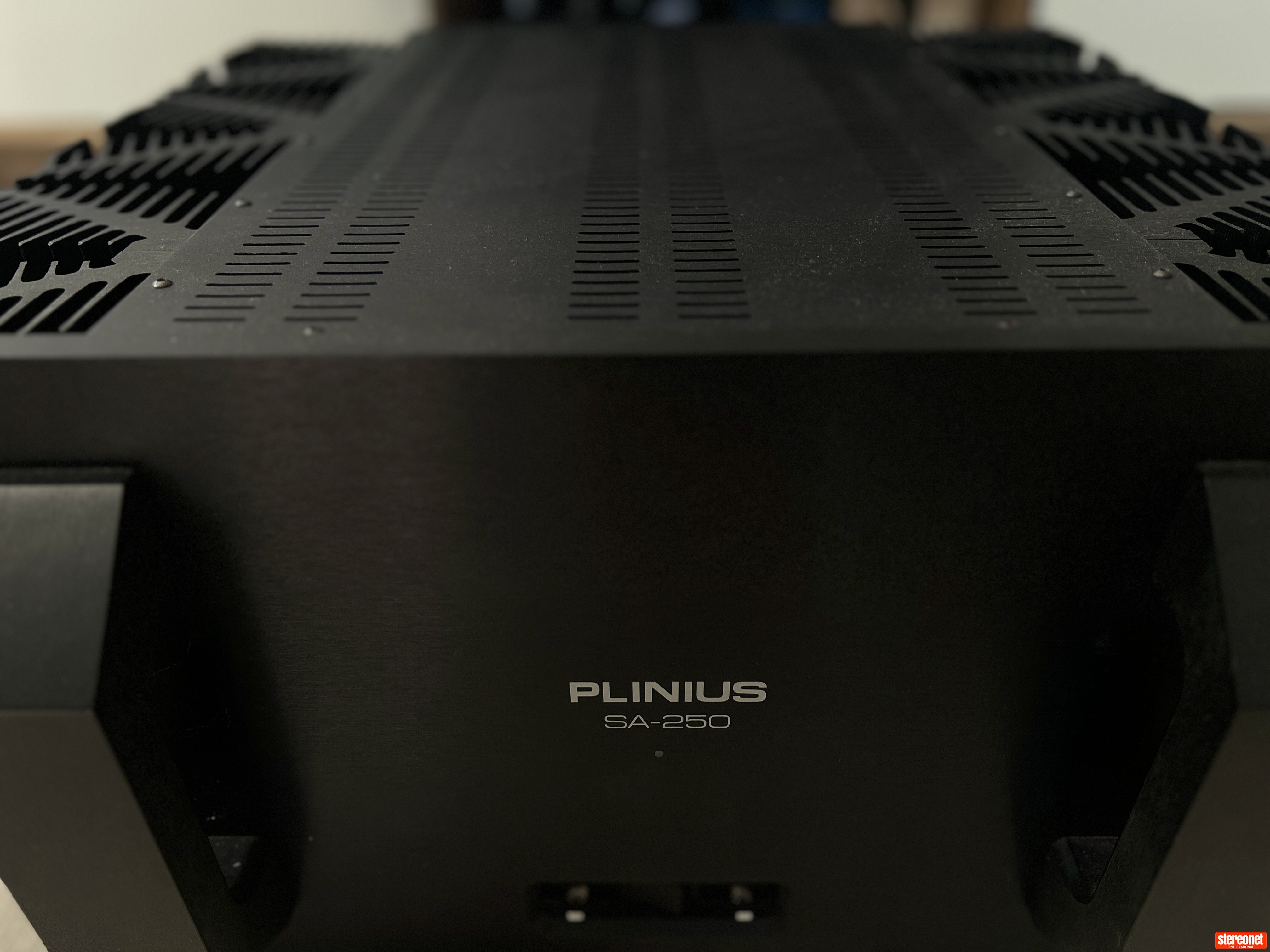 Plinius SA250 Mk IV Power Amplifier - Power Amplifiers - StereoNET