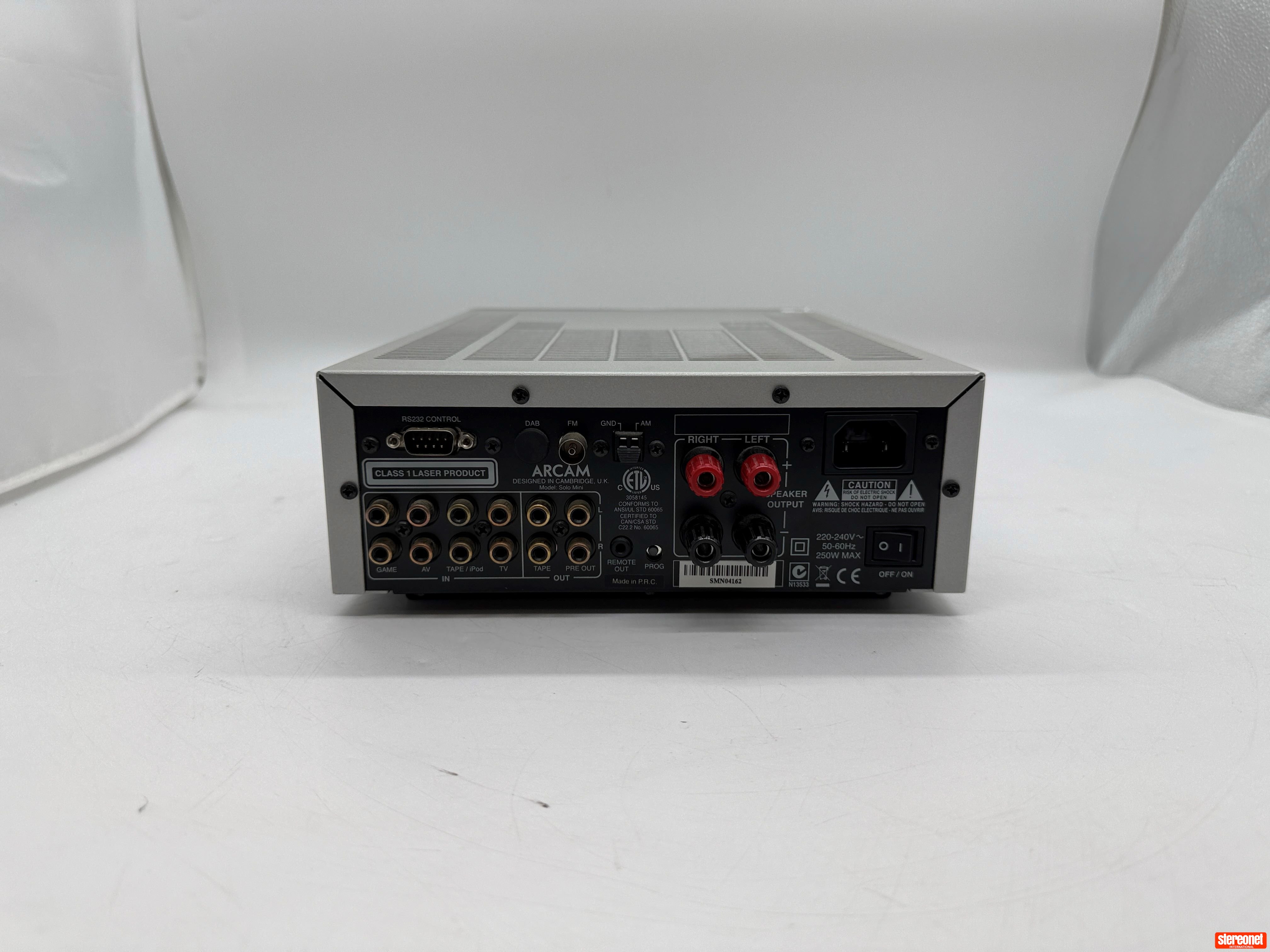 Arcam SOLO Mini Integrated Amplifier (Solid State) - Integrated ...