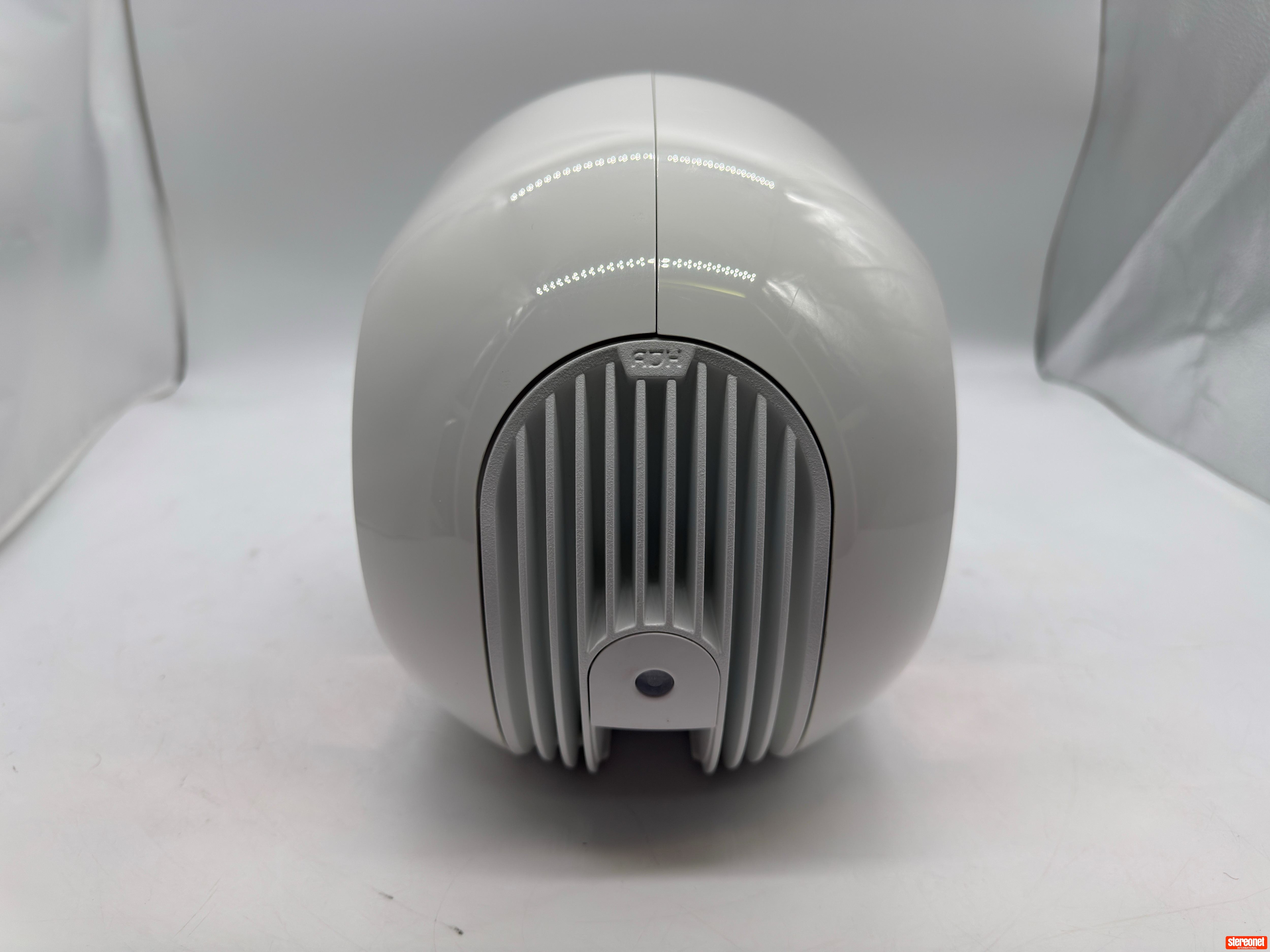 Devialet Gold PHANTOM MX207 Wireless Smart Speaker - Bluetooth / Smart Speakers - StereoNET