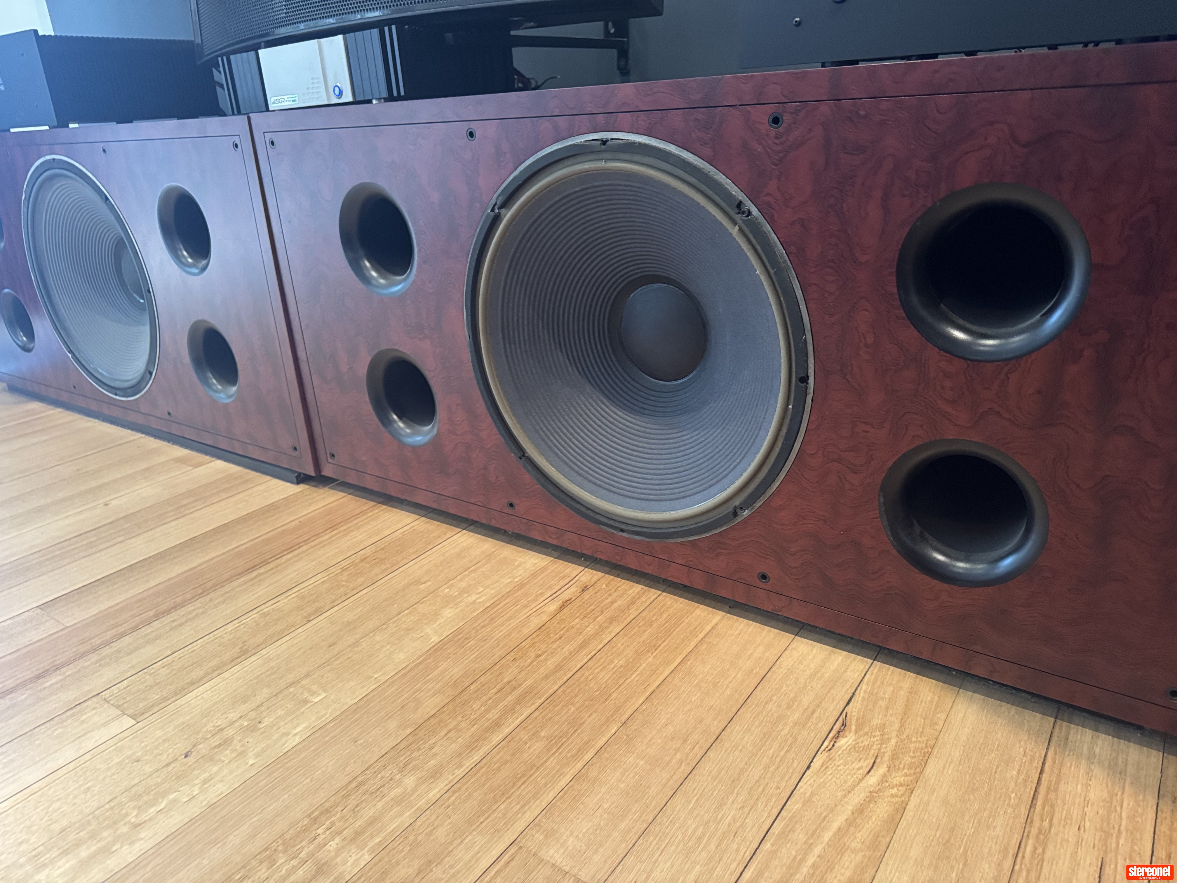 JBL 2245h Subwoofer (Passive) - Subwoofers - StereoNET