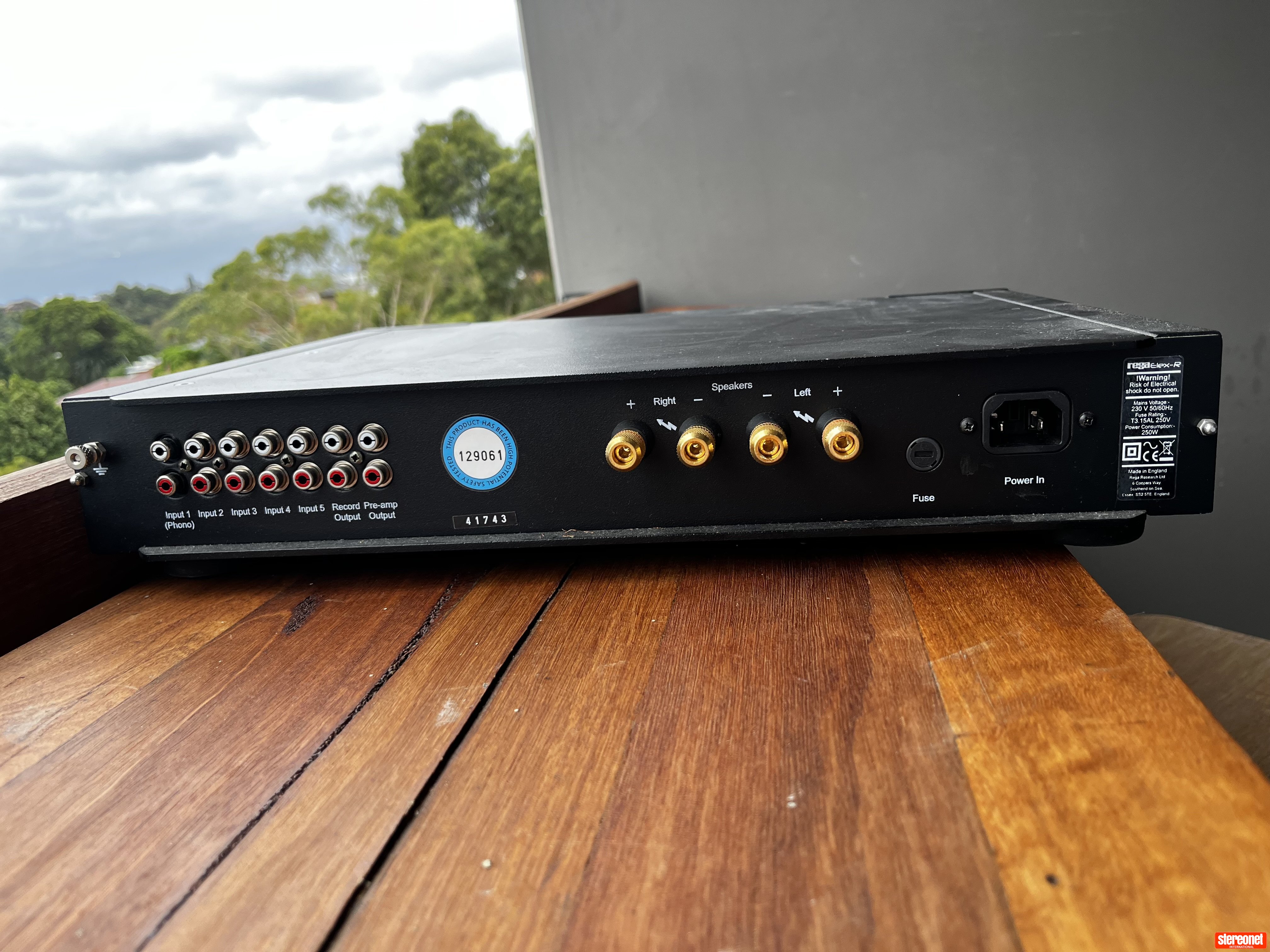 Rega Elex-R Integrated Amplifier (Solid State) - Integrated Amplifiers - StereoNET